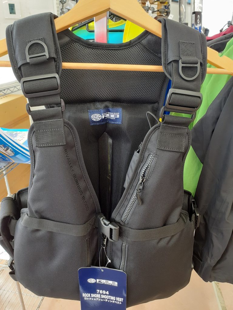 RBB 『ベスト』入荷しました。 - つり具センター | 釣り具の大型専門店